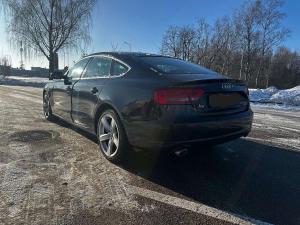 Black Audi A5 2010 in Panevezys, with an engine capacity of 2.97 L and mileage of 318 thousand km for 7500 €, photo 2 on AUTOMOTO.COM.LV