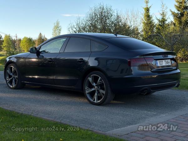 Melns Audi A5 2010 Tallina, ar dzinēja tilpumu 3.00 L un nobraukumu 213 tūkst. km par 11500 €, foto 5 vietnē AUTOMOTO.COM.LV