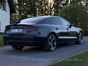 Black Audi A5 2010 in Tallinn, with an engine capacity of 3.00 L and mileage of 213 thousand km for 11500 €, photo 8 on AUTOMOTO.COM.LV