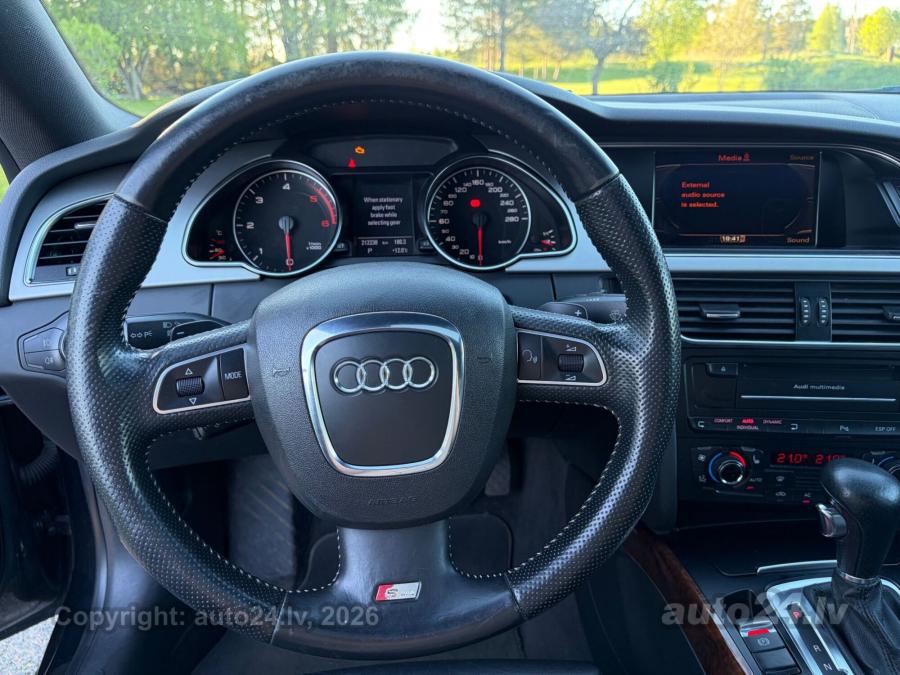 Black Audi A5 2010 in Tallinn, with an engine capacity of 3.00 L and mileage of 213 thousand km for 11500 €, photo 11 on AUTOMOTO.COM.LV