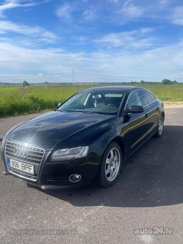 Melns Audi A5 2010 Tartu, ar dzinēja tilpumu 2.00 L un nobraukumu 227 tūkst. km par 8500 €, foto 2 vietnē AUTOMOTO.COM.LV