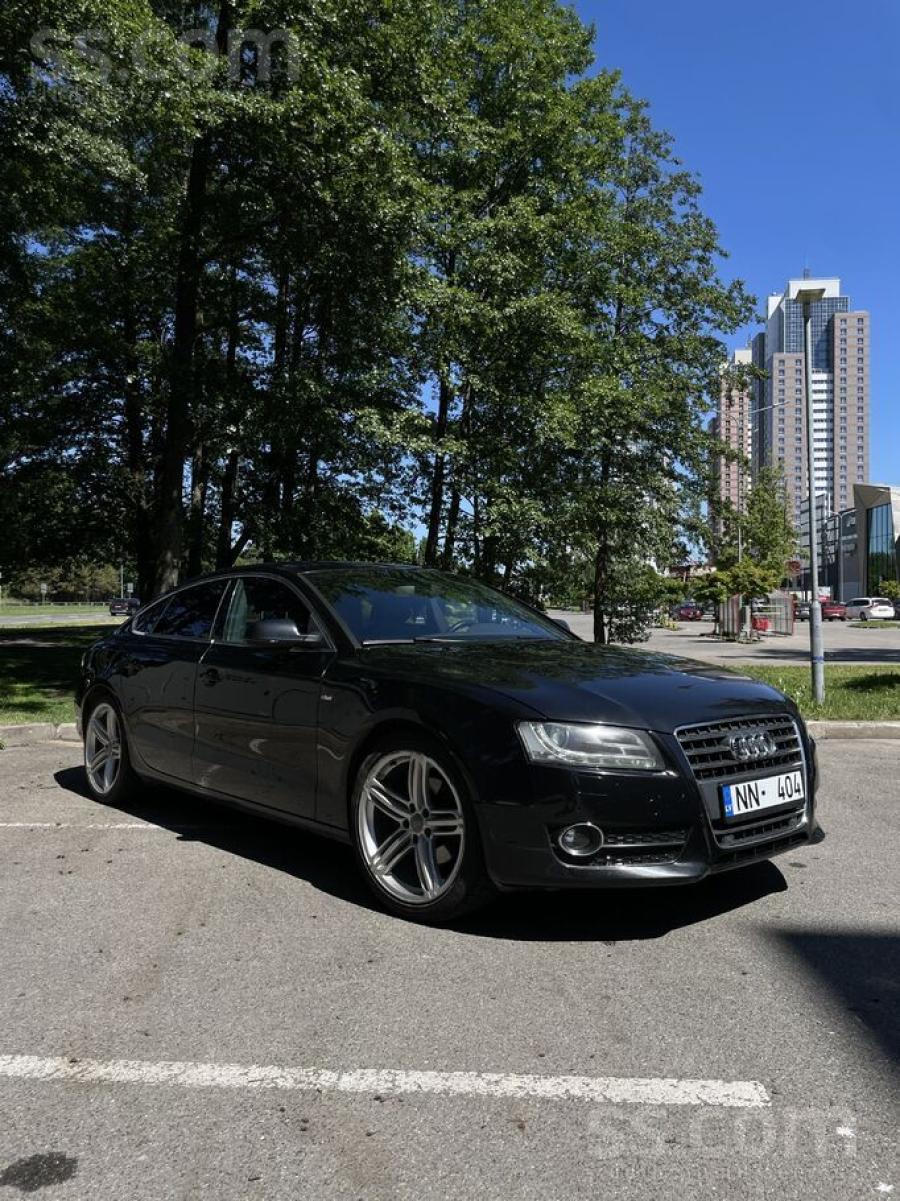 Black Audi A5 2010 in Riga, with an engine capacity of 2.00 L and mileage of 312 thousand km for 6800 €, photo 5 on AUTOMOTO.COM.LV