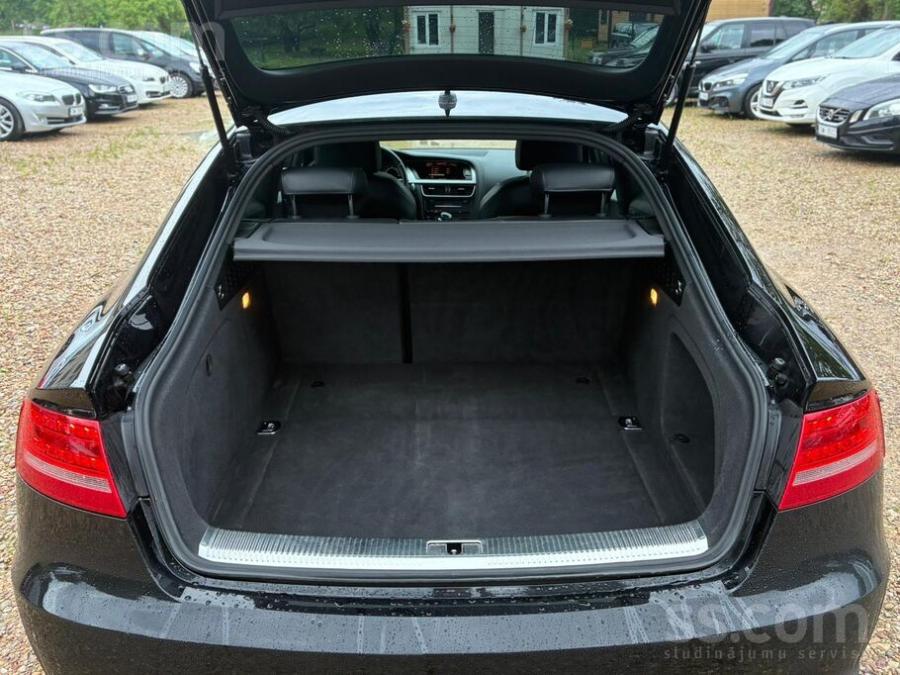 Melns Audi A5 2010 Kuldīga, ar dzinēja tilpumu 2.00 L un nobraukumu 271 tūkst. km par 8990 €, foto 12 vietnē AUTOMOTO.COM.LV