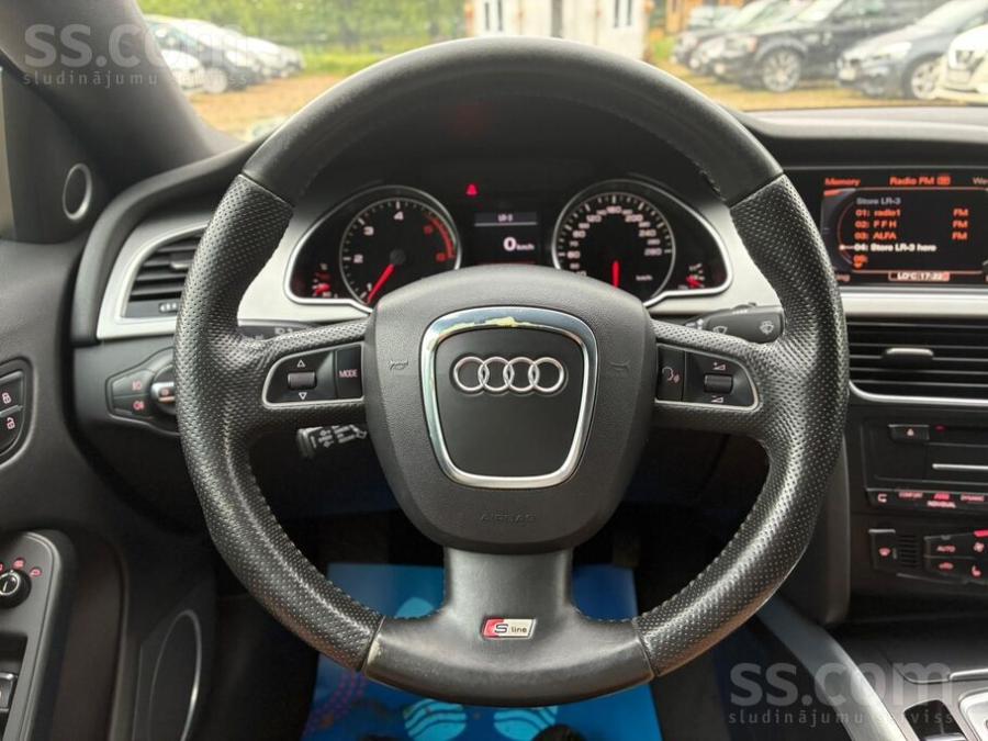 Melns Audi A5 2010 Kuldīga, ar dzinēja tilpumu 2.00 L un nobraukumu 271 tūkst. km par 8990 €, foto 16 vietnē AUTOMOTO.COM.LV