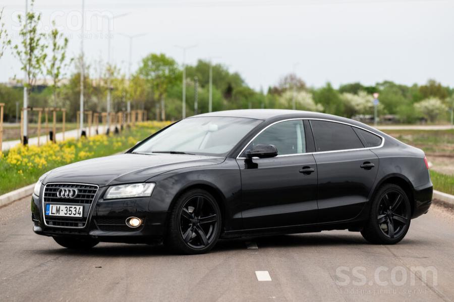 Melns Audi A5 2010 Liepāja, ar dzinēja tilpumu 2.00 L un nobraukumu 283 tūkst. km par 8800 €, foto 7 vietnē AUTOMOTO.COM.LV