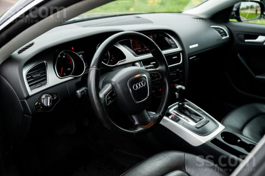 Melns Audi A5 2010 Liepāja, ar dzinēja tilpumu 2.00 L un nobraukumu 283 tūkst. km par 8800 €, foto 9 vietnē AUTOMOTO.COM.LV