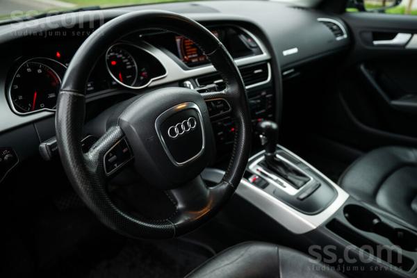 Melns Audi A5 2010 Liepāja, ar dzinēja tilpumu 2.00 L un nobraukumu 283 tūkst. km par 8800 €, foto 9 vietnē AUTOMOTO.COM.LV