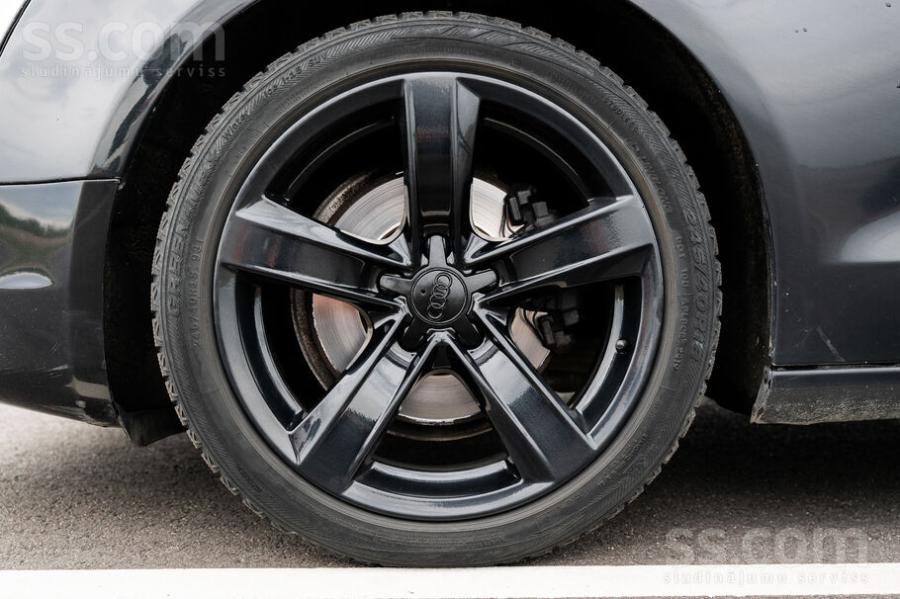 Melns Audi A5 2010 Liepāja, ar dzinēja tilpumu 2.00 L un nobraukumu 283 tūkst. km par 8800 €, foto 28 vietnē AUTOMOTO.COM.LV
