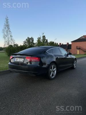 Black Audi A5 2010 in Riga, with an engine capacity of 2.00 L and mileage of 352 thousand km for 7000 €, photo  on AUTOMOTO.COM.LV