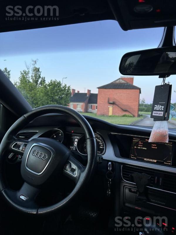 Melns Audi A5 2010 Rīga, ar dzinēja tilpumu 2.00 L un nobraukumu 352 tūkst. km par 7000 €, foto 3 vietnē AUTOMOTO.COM.LV