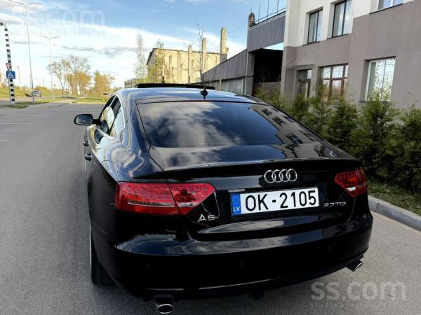 Melns Audi A5 2010 Daugavpils, ar dzinēja tilpumu 2.70 L un nobraukumu 306 tūkst. km par 7100 €, foto 3 vietnē AUTOMOTO.COM.LV