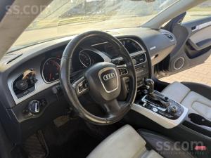 Melns Audi A5 2010 Rīga, ar dzinēja tilpumu 3.00 L un nobraukumu 343 tūkst. km par 8000 €, foto 16 vietnē AUTOMOTO.COM.LV