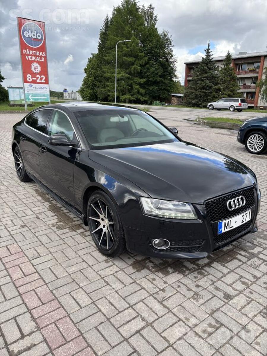 Melns Audi A5 2010 Kuldīga, ar dzinēja tilpumu 2.70 L un nobraukumu 0 tūkst. km par 5550 €, foto 1 vietnē AUTOMOTO.COM.LV