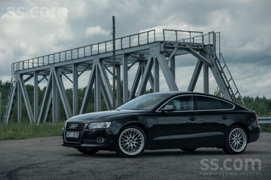 Melns Audi A5 2010 Jūrmala, ar dzinēja tilpumu 2.00 L un nobraukumu 278 tūkst. km par 9950 €, foto 1 vietnē AUTOMOTO.COM.LV