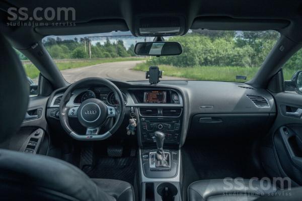 Melns Audi A5 2010 Jūrmala, ar dzinēja tilpumu 2.00 L un nobraukumu 278 tūkst. km par 9950 €, foto 10 vietnē AUTOMOTO.COM.LV