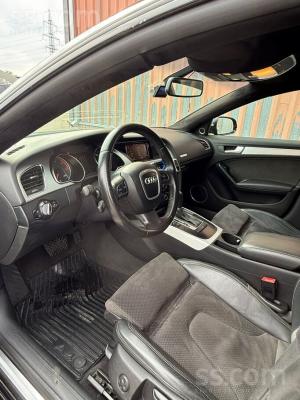 Black Audi A5 2010 in Riga, with an engine capacity of 3.00 L and mileage of 0 thousand km for 7500 €, photo 11 on AUTOMOTO.COM.LV
