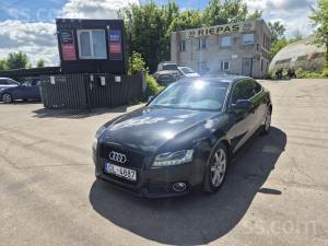 Black Audi A5 2010 in Riga, with an engine capacity of 3.00 L and mileage of 309 thousand km for 8390 €, photo 5 on AUTOMOTO.COM.LV