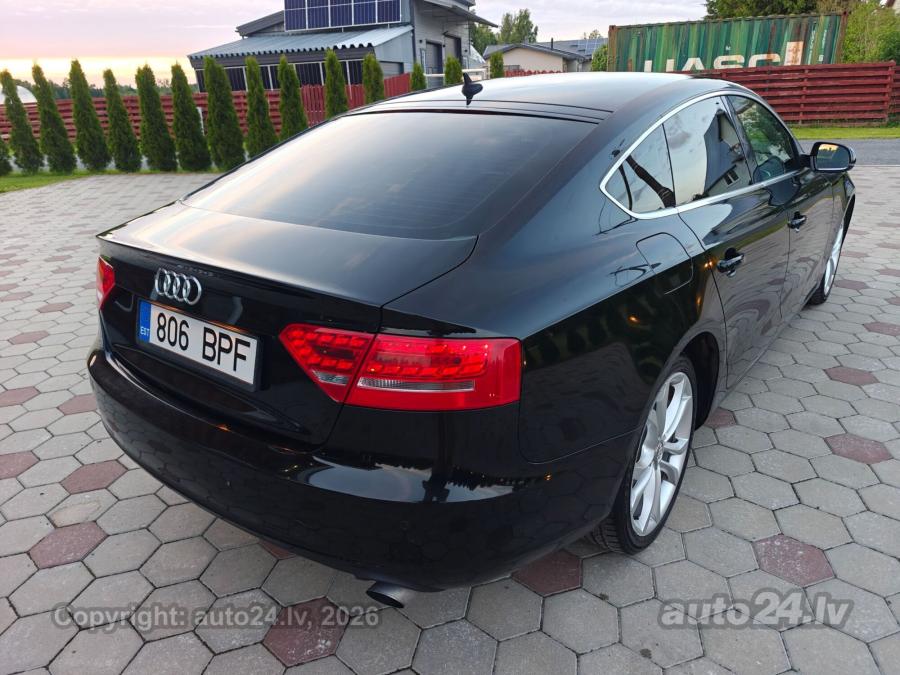 Melns Audi A5 2010 Paide, ar dzinēja tilpumu 2.00 L un nobraukumu 227 tūkst. km par 8990 €, foto 5 vietnē AUTOMOTO.COM.LV