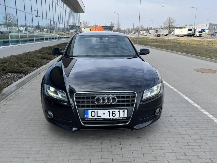 Melns Audi A5 2010 Rēzekne, ar dzinēja tilpumu 2.70 L un nobraukumu 238 tūkst. km par 6950 €, foto 4 vietnē AUTOMOTO.COM.LV