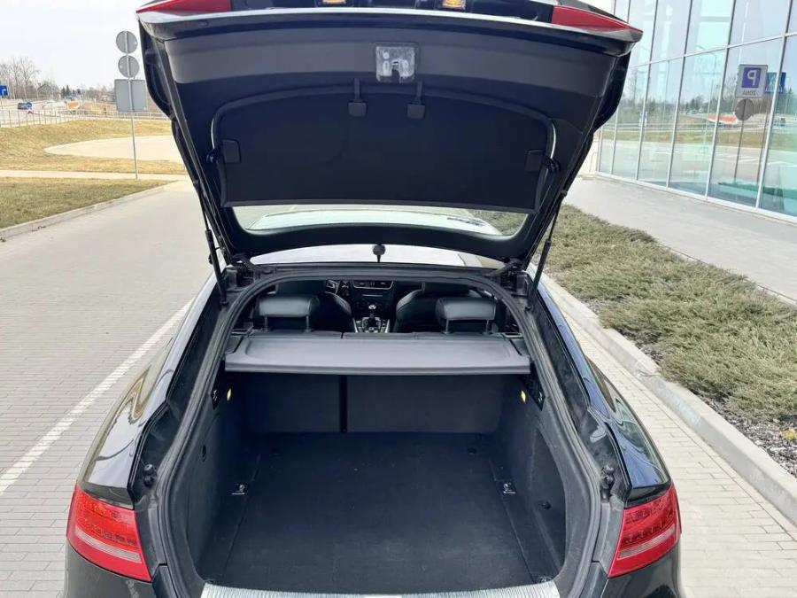 Melns Audi A5 2010 Rēzekne, ar dzinēja tilpumu 2.70 L un nobraukumu 238 tūkst. km par 6950 €, foto 11 vietnē AUTOMOTO.COM.LV