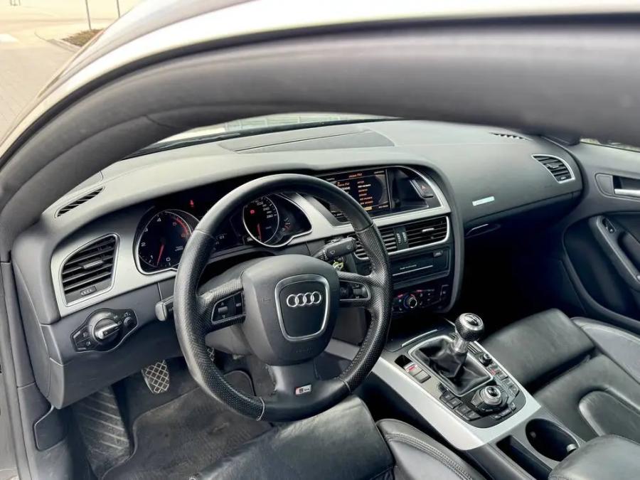 Melns Audi A5 2010 Rēzekne, ar dzinēja tilpumu 2.70 L un nobraukumu 238 tūkst. km par 6950 €, foto 12 vietnē AUTOMOTO.COM.LV