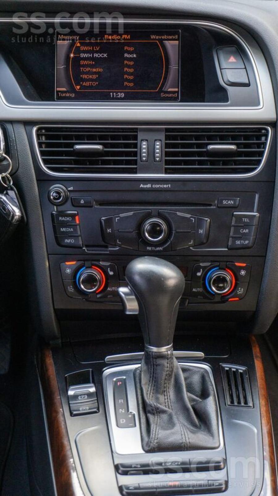 Black Audi A5 2010 in Riga, with an engine capacity of 3.00 L and mileage of 309 thousand km for 8390 €, photo 14 on AUTOMOTO.COM.LV