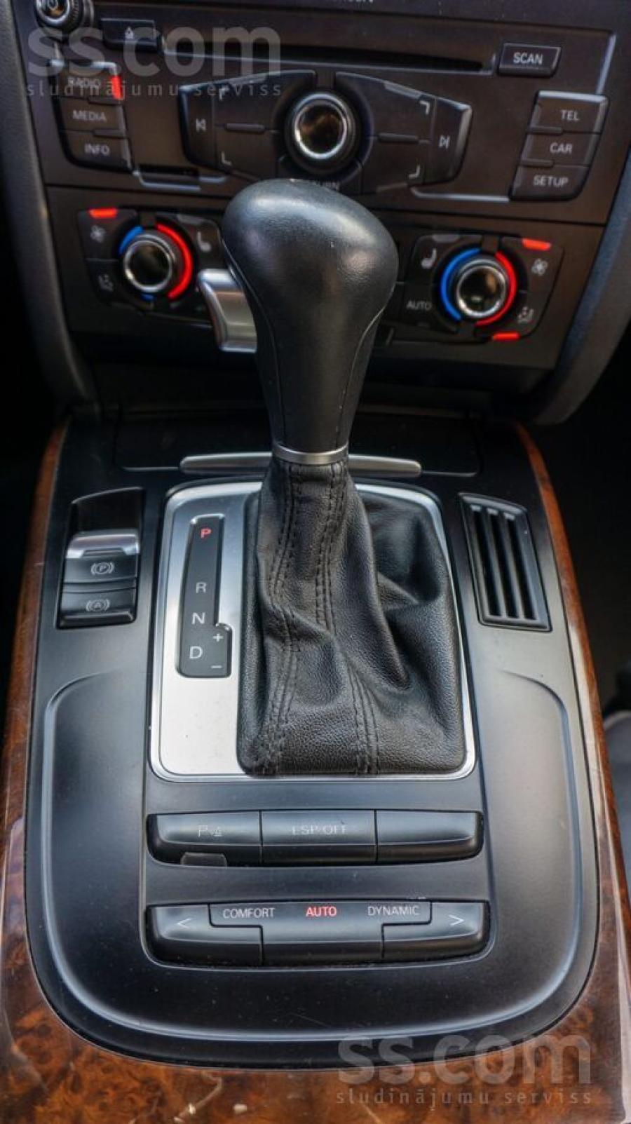Black Audi A5 2010 in Riga, with an engine capacity of 3.00 L and mileage of 309 thousand km for 8390 €, photo 16 on AUTOMOTO.COM.LV