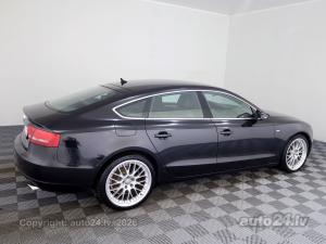Melns Audi A5 2010 Tallina, ar dzinēja tilpumu 2.00 L un nobraukumu 269 tūkst. km par 4999 €, foto 4 vietnē AUTOMOTO.COM.LV