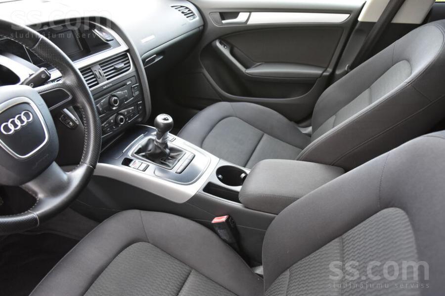 Black Audi A5 2010 in Riga, with an engine capacity of 2.00 L and mileage of 233 thousand km for 6250 €, photo 10 on AUTOMOTO.COM.LV