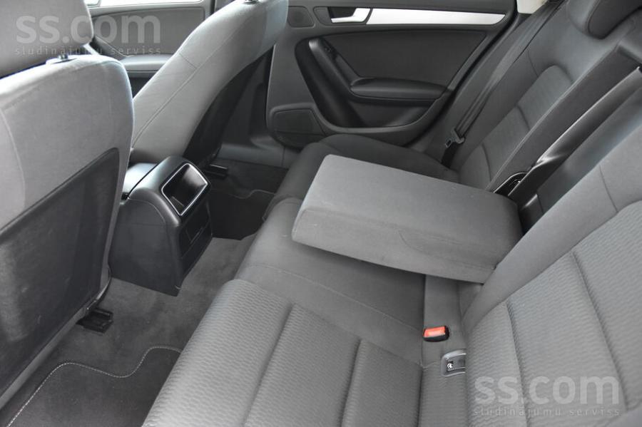 Black Audi A5 2010 in Riga, with an engine capacity of 2.00 L and mileage of 233 thousand km for 6250 €, photo 12 on AUTOMOTO.COM.LV