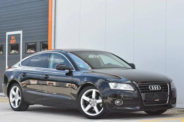 Black Audi A5 2010 in Marupe, with an engine capacity of 2.00 L and mileage of 233 thousand km for 6250 €, photo 1 on AUTOMOTO.COM.LV