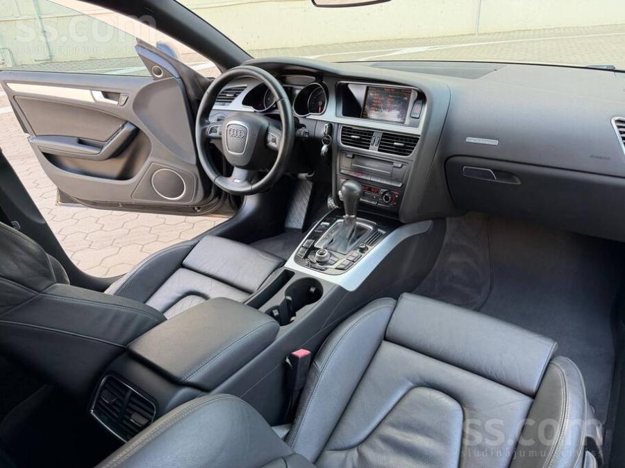 Melns Audi A5 2010 Rīga, ar dzinēja tilpumu 3.00 L un nobraukumu 0 tūkst. km par 9500 €, foto 23 vietnē AUTOMOTO.COM.LV