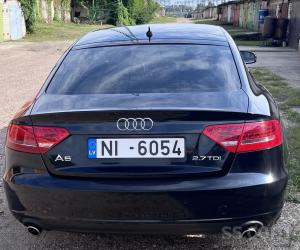Melns Audi A5 2010 Daugavpils, ar dzinēja tilpumu 2.70 L un nobraukumu 210 tūkst. km par 10500 €, foto 8 vietnē AUTOMOTO.COM.LV