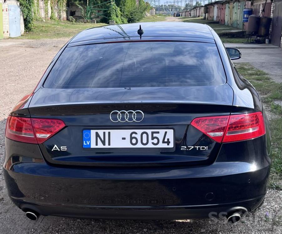 Melns Audi A5 2010 Daugavpils, ar dzinēja tilpumu 2.70 L un nobraukumu 210 tūkst. km par 10500 €, foto 8 vietnē AUTOMOTO.COM.LV