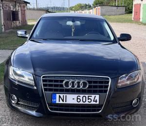 Melns Audi A5 2010 Daugavpils, ar dzinēja tilpumu 2.70 L un nobraukumu 210 tūkst. km par 10500 €, foto 9 vietnē AUTOMOTO.COM.LV