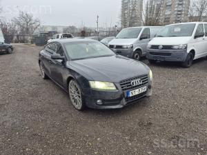 Black Audi A5 2011 in Riga, with an engine capacity of 3.00 L and mileage of 285 thousand km for 8990 €, photo 2 on AUTOMOTO.COM.LV