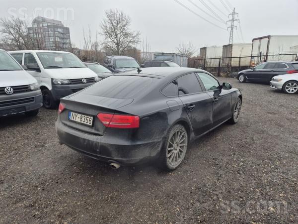 Melns Audi A5 2011 Rīga, ar dzinēja tilpumu 3.00 L un nobraukumu 285 tūkst. km par 8990 €, foto 6 vietnē AUTOMOTO.COM.LV