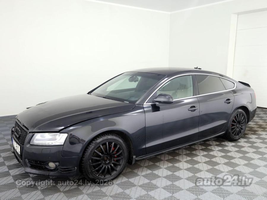 Black Audi A5 2011 in Tallinn, with an engine capacity of 3.00 L and mileage of 452 thousand km for 2499 €, photo 2 on AUTOMOTO.COM.LV