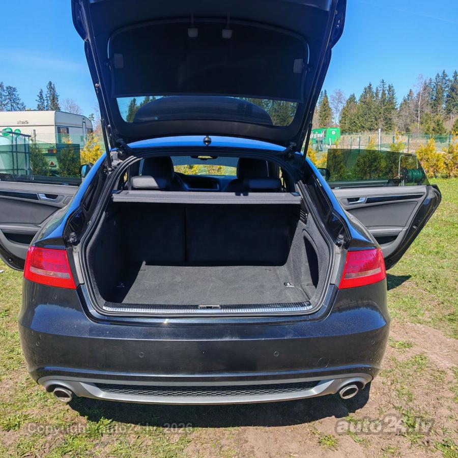 Melns Audi A5 2011 Tallina, ar dzinēja tilpumu 3.00 L un nobraukumu 260 tūkst. km par 10000 €, foto 11 vietnē AUTOMOTO.COM.LV