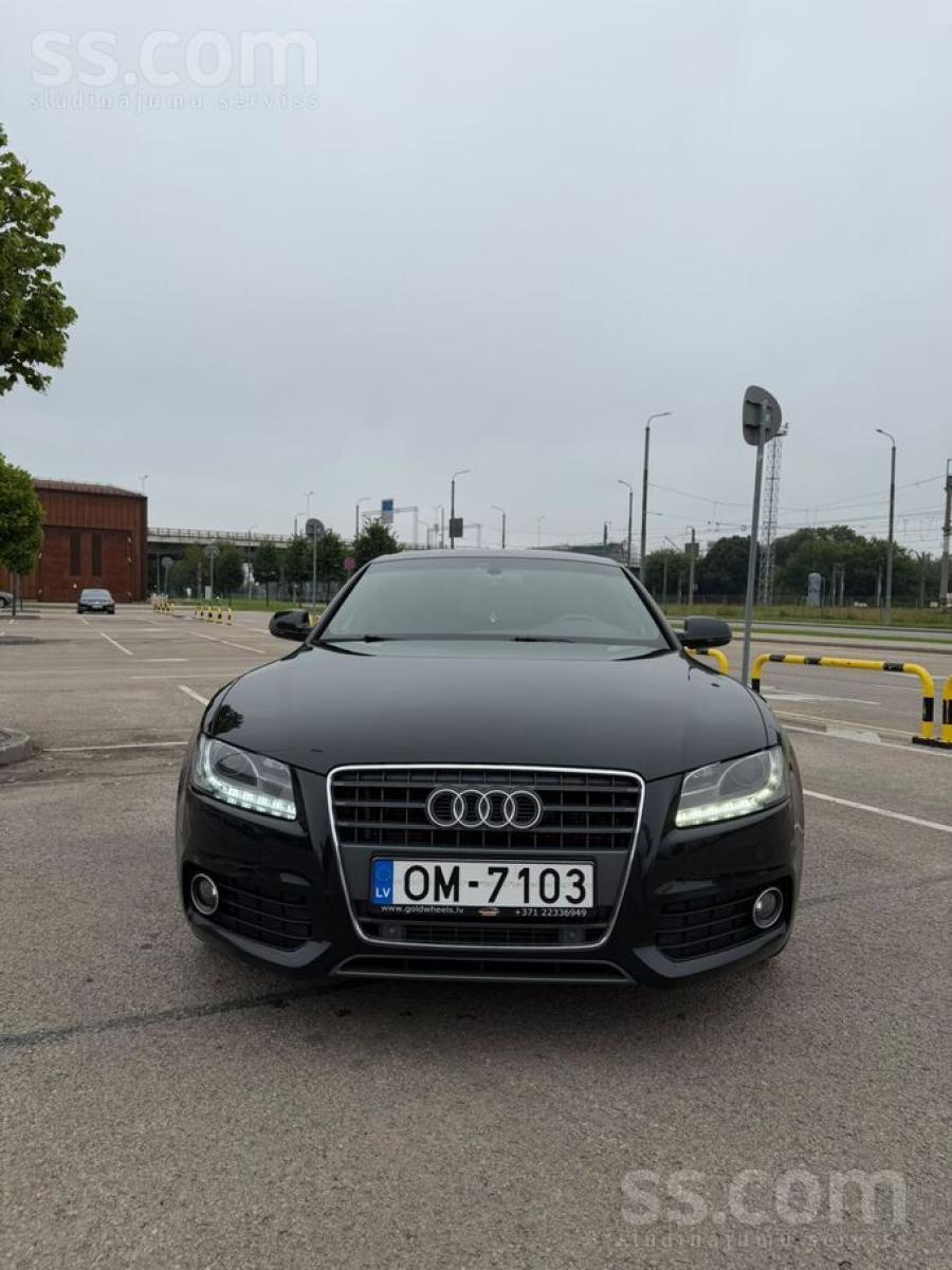 Black Audi A5 2011 in Riga, with an engine capacity of 2.00 L and mileage of 261 thousand km for 10250 €, photo 1 on AUTOMOTO.COM.LV