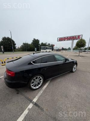Black Audi A5 2011 in Riga, with an engine capacity of 2.00 L and mileage of 261 thousand km for 10250 €, photo 4 on AUTOMOTO.COM.LV