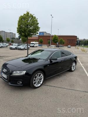Black Audi A5 2011 in Riga, with an engine capacity of 2.00 L and mileage of 261 thousand km for 10250 €, photo 5 on AUTOMOTO.COM.LV