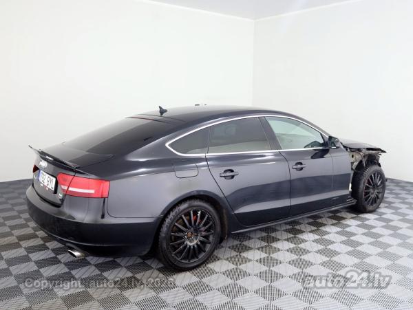 Black Audi A5 2011 in Tallinn, with an engine capacity of 3.00 L and mileage of 451 thousand km for 2299 €, photo 4 on AUTOMOTO.COM.LV