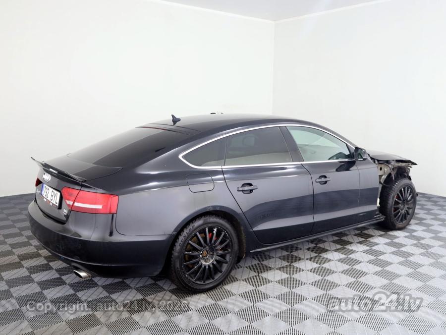 Melns Audi A5 2011 Tallina, ar dzinēja tilpumu 3.00 L un nobraukumu 451 tūkst. km par 2299 €, foto 4 vietnē AUTOMOTO.COM.LV