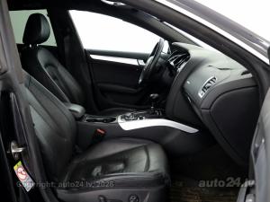 Melns Audi A5 2011 Tallina, ar dzinēja tilpumu 3.00 L un nobraukumu 451 tūkst. km par 2299 €, foto 7 vietnē AUTOMOTO.COM.LV