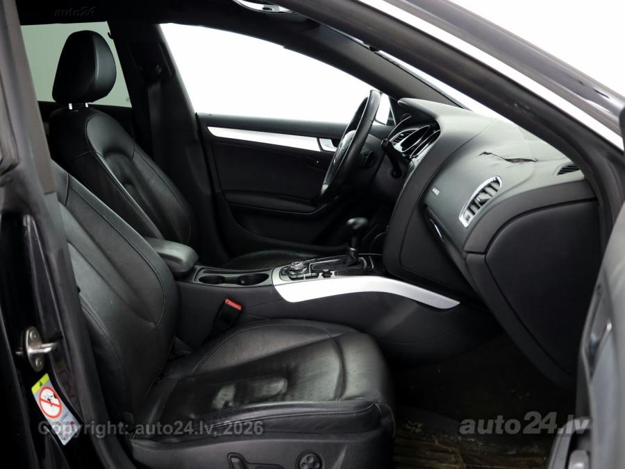 Melns Audi A5 2011 Tallina, ar dzinēja tilpumu 3.00 L un nobraukumu 451 tūkst. km par 2299 €, foto 7 vietnē AUTOMOTO.COM.LV