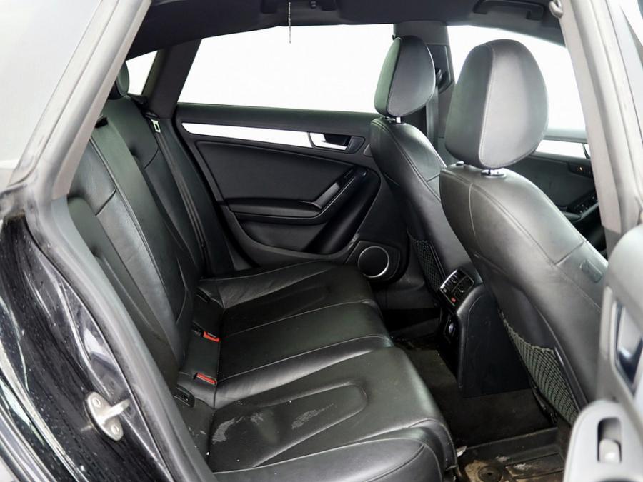 Black Audi A5 2011 in Tallinn, with an engine capacity of 3.00 L and mileage of 451 thousand km for 2299 €, photo 17 on AUTOMOTO.COM.LV