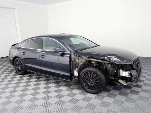 Melns Audi A5 2011 Tallina, ar dzinēja tilpumu 3.00 L un nobraukumu 451 tūkst. km par 2299 €, foto  vietnē AUTOMOTO.COM.LV