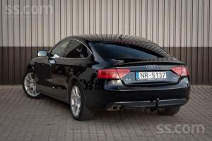 Melns Audi A5 2012 Talsi, ar dzinēja tilpumu 2.00 L un nobraukumu 267 tūkst. km par 9990 €, foto 4 vietnē AUTOMOTO.COM.LV