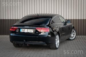 Melns Audi A5 2012 Talsi, ar dzinēja tilpumu 2.00 L un nobraukumu 267 tūkst. km par 9990 €, foto 7 vietnē AUTOMOTO.COM.LV